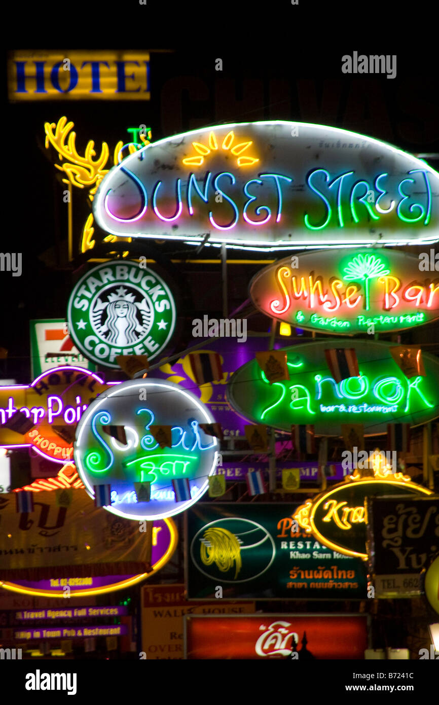 Streetlife bangkok -Fotos und -Bildmaterial in hoher Auflösung – Alamy