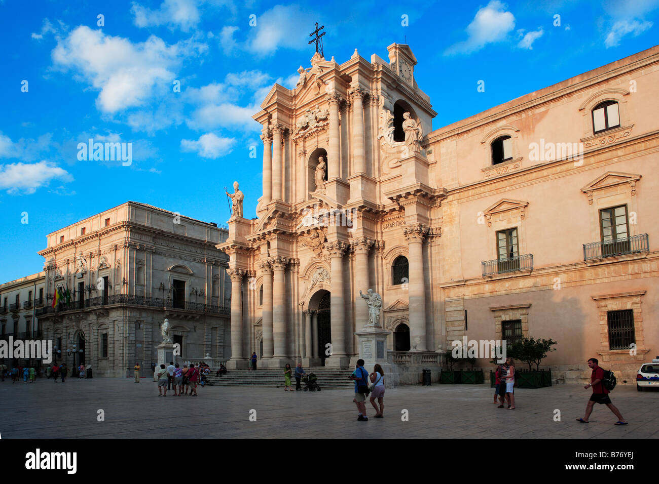 Syrakus Dom und Rathaus, Piazza Duomo, Ortygia, Syrakus, Sizilien ...
