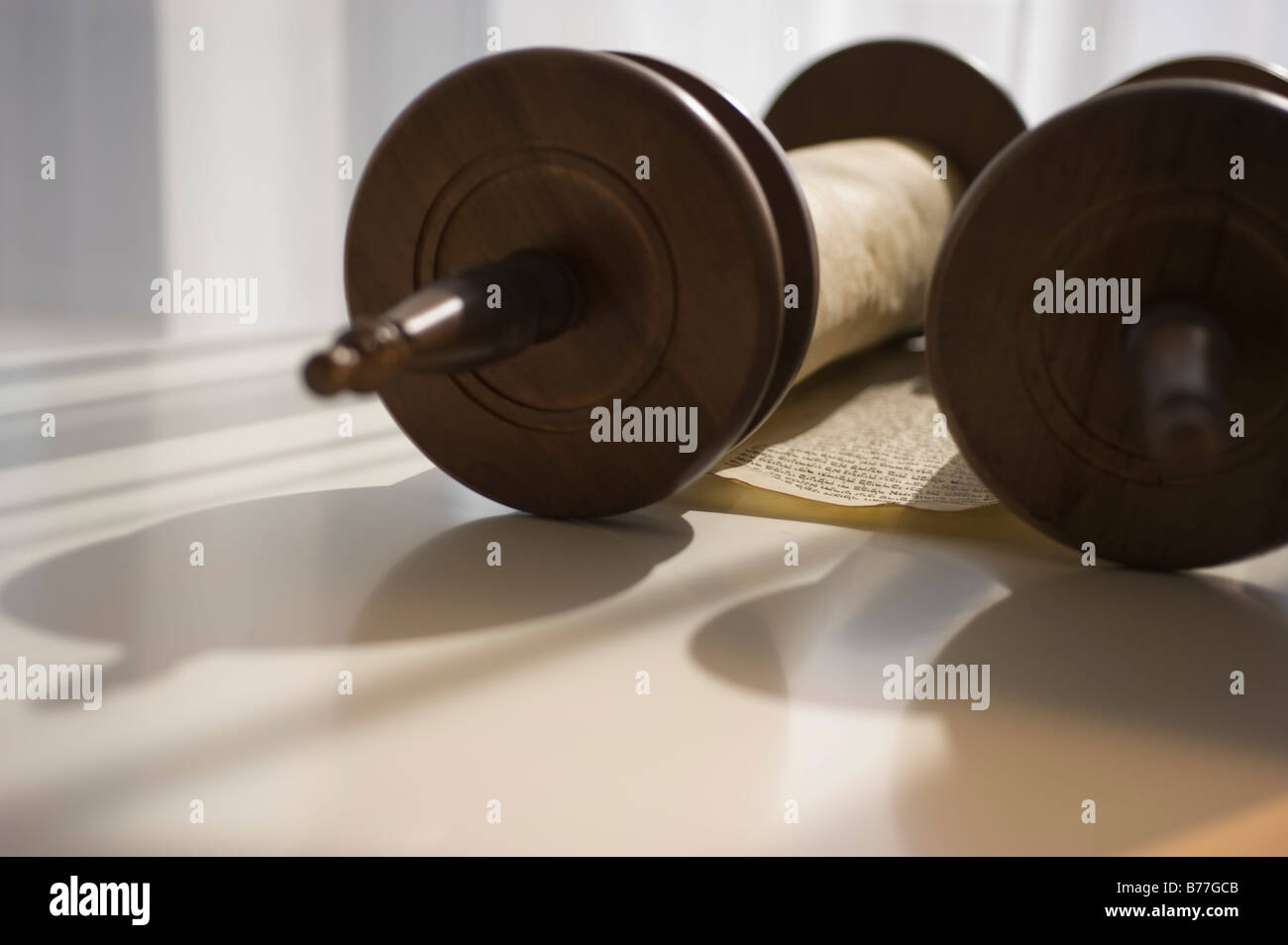 Torah scrollen -Fotos und -Bildmaterial in hoher Auflösung – Alamy