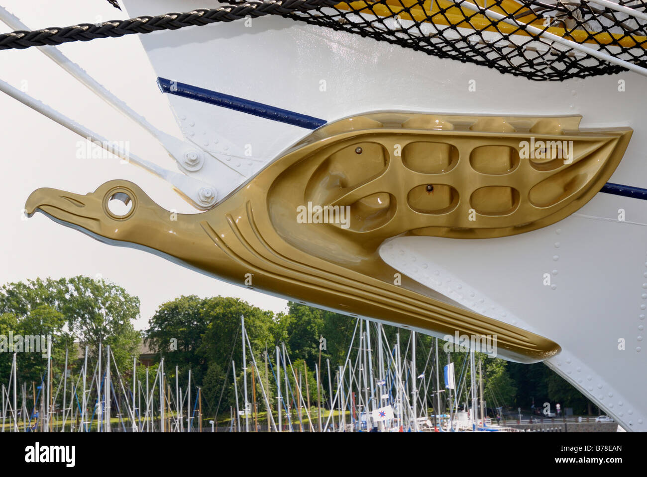 Albatros Galionsfigur am Bug der Segel-Schulschiff der deutschen Marine ...