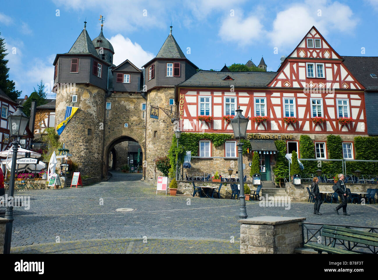 Dill castle -Fotos und -Bildmaterial in hoher Auflösung – Alamy