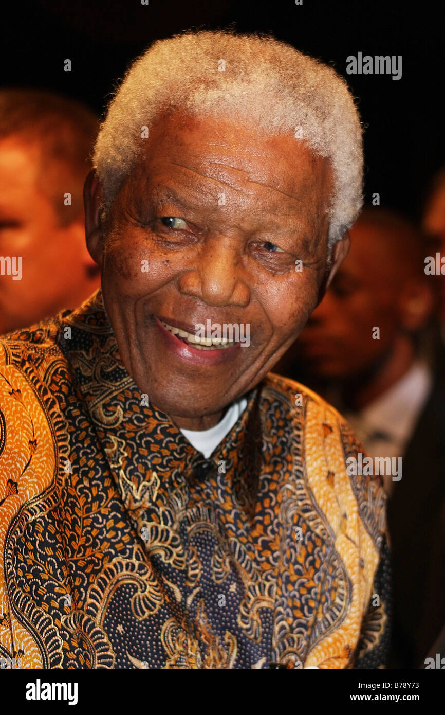 Mandela shirt -Fotos und -Bildmaterial in hoher Auflösung – Alamy