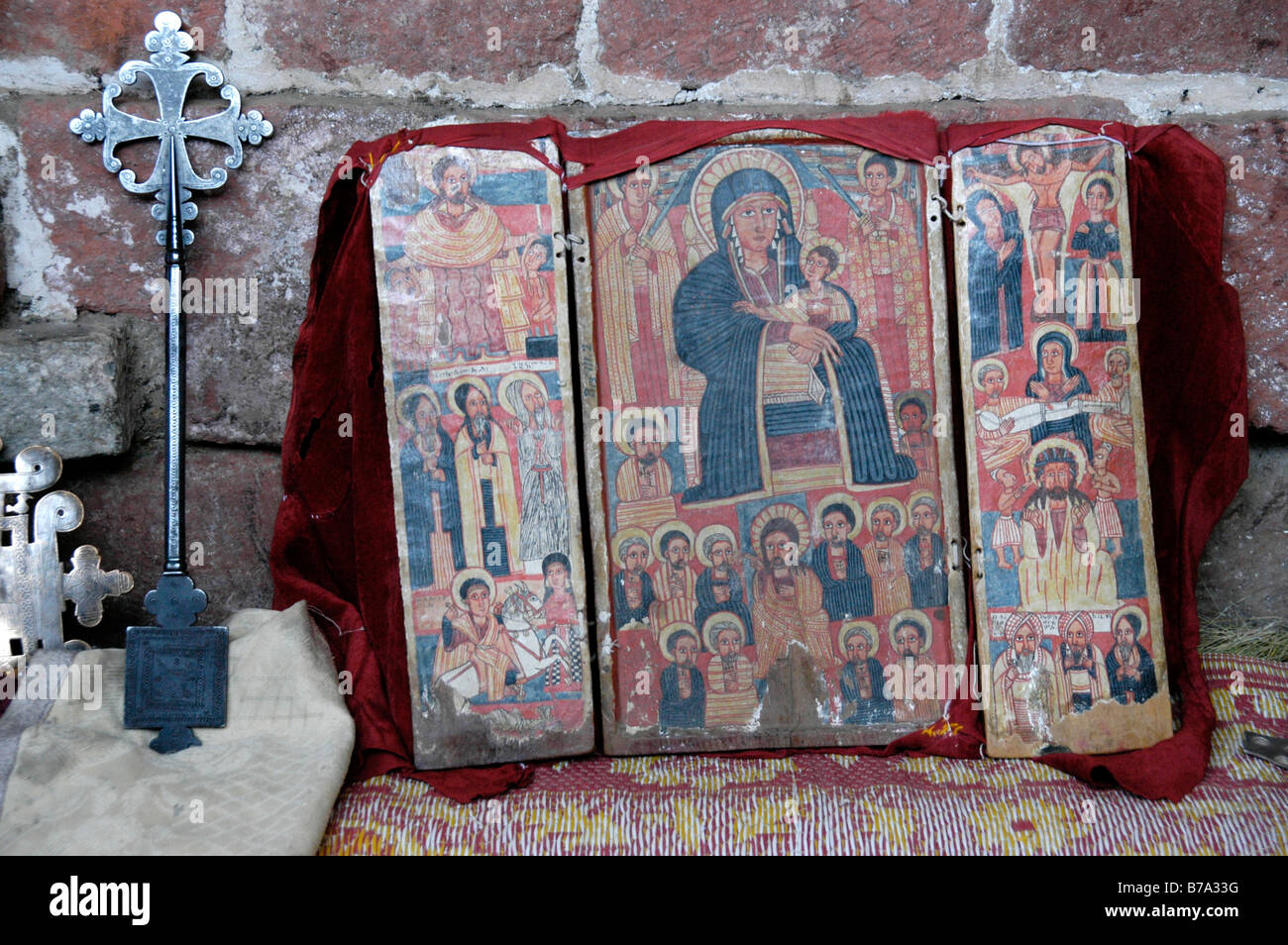 Triptych cross Stockfotos und -bilder Kaufen - Alamy