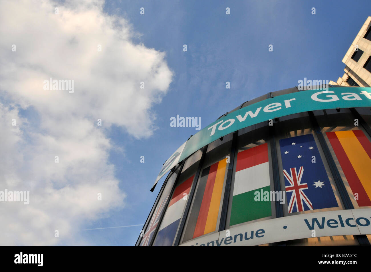 Tower gateway station -Fotos und -Bildmaterial in hoher Auflösung – Alamy