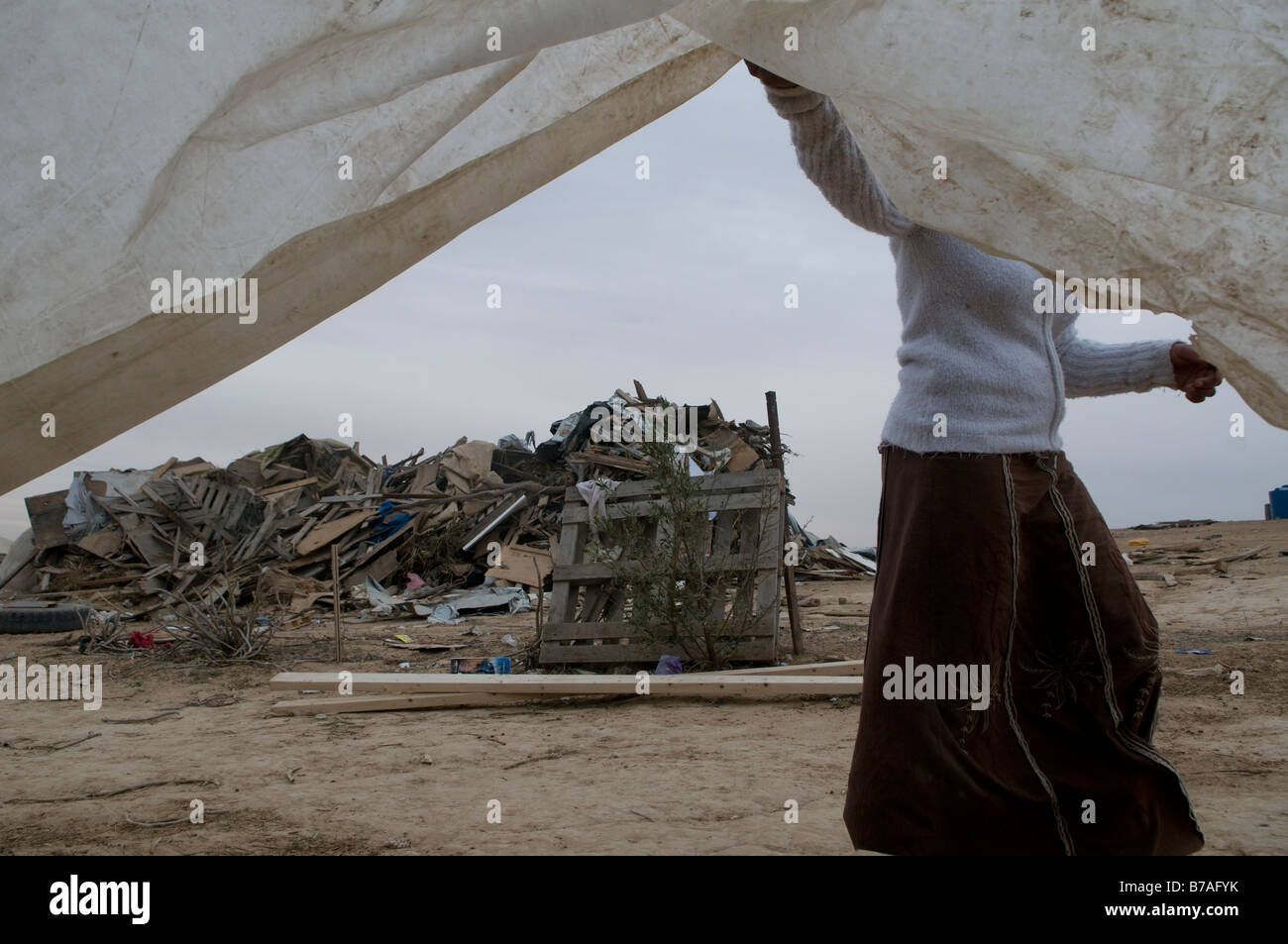 Israel negev desert bedouin woman -Fotos und -Bildmaterial in hoher ...