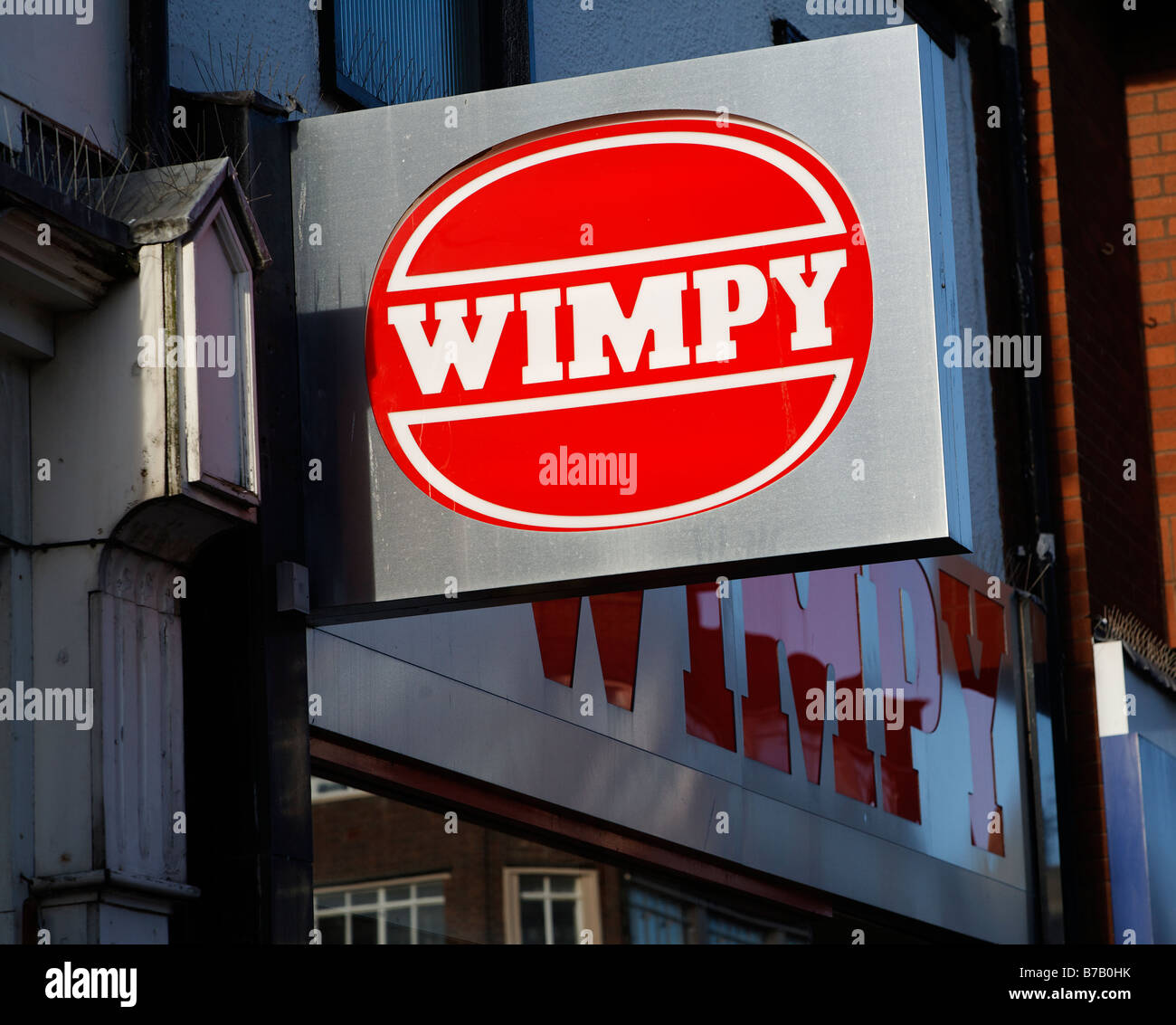 High street logos -Fotos und -Bildmaterial in hoher Auflösung – Alamy