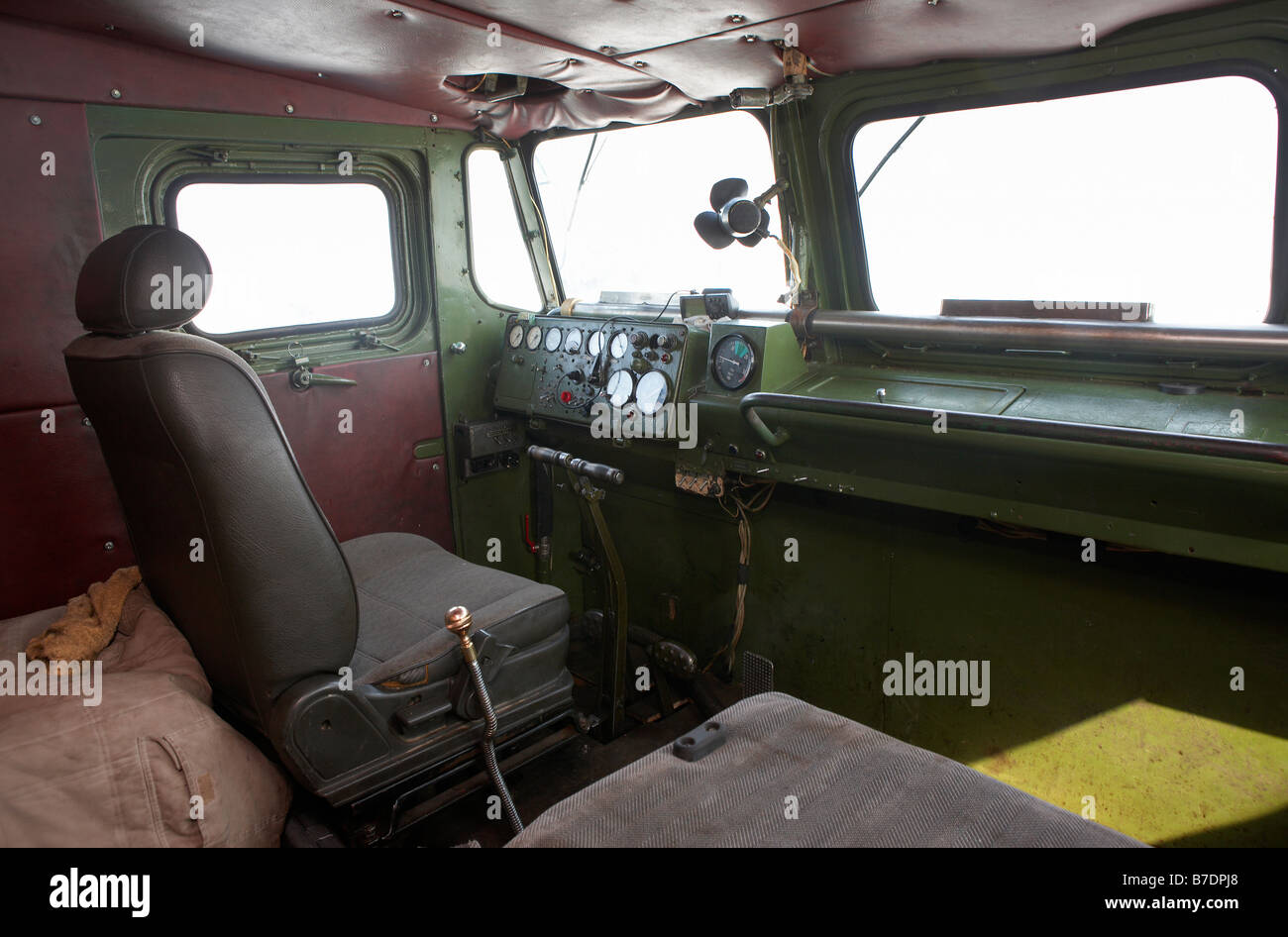 Modified russian tank vezdekhod siberia -Fotos und -Bildmaterial in ...
