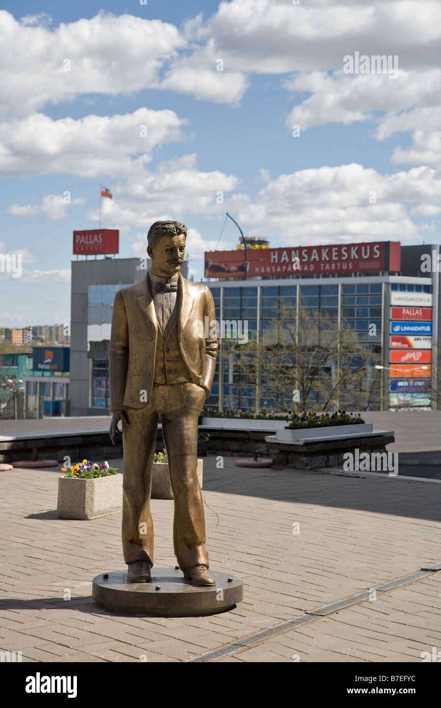 Karl Menning Denkmal von Theater Vanemuine in Tartu, Estland, Europa ...