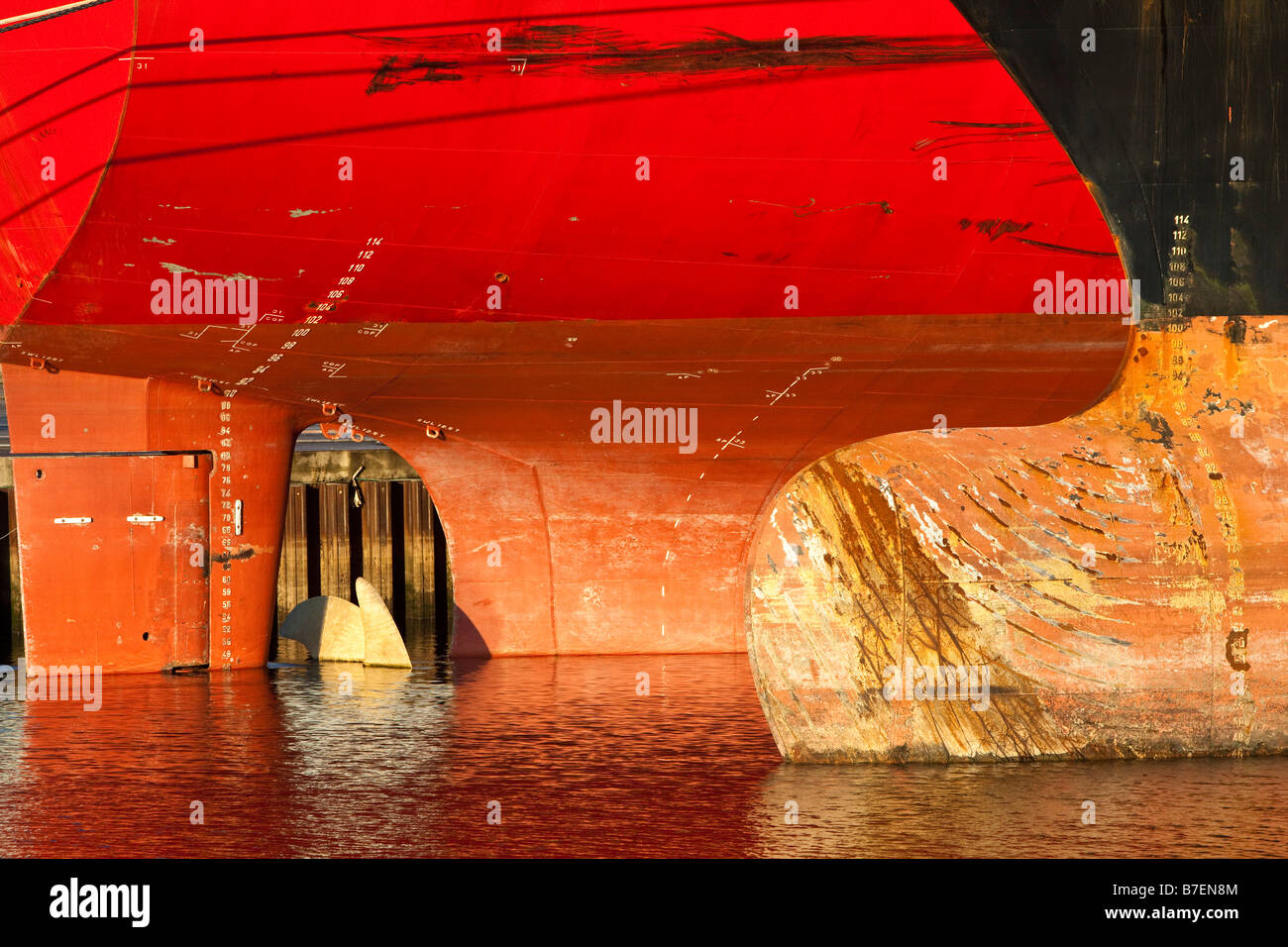Schiffe heck -Fotos und -Bildmaterial in hoher Auflösung – Alamy