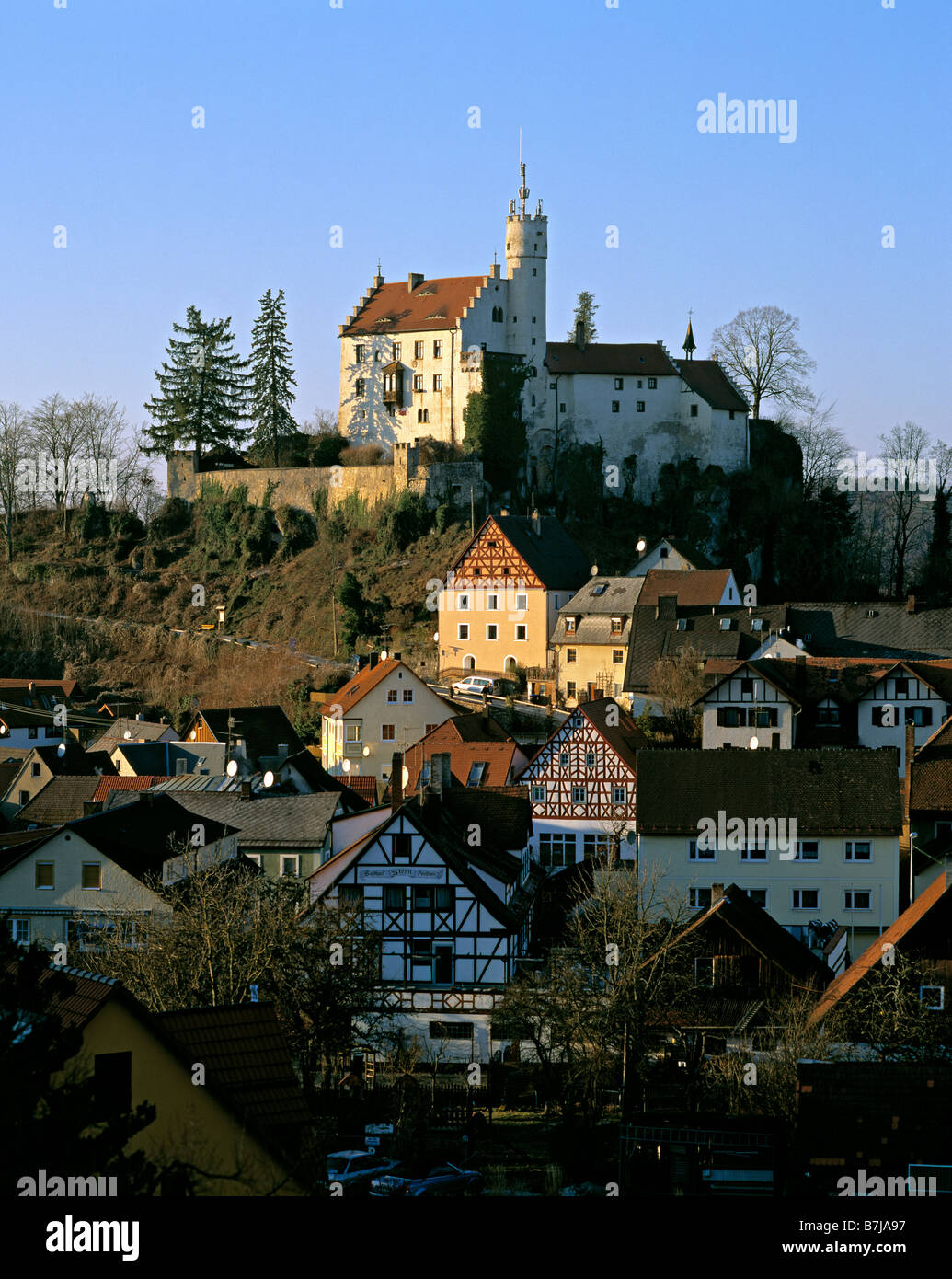 Burg gossweinstein -Fotos und -Bildmaterial in hoher Auflösung – Alamy Burg gossweinstein -Fotos und -Bildmaterial in hoher Auflösung – Alamy