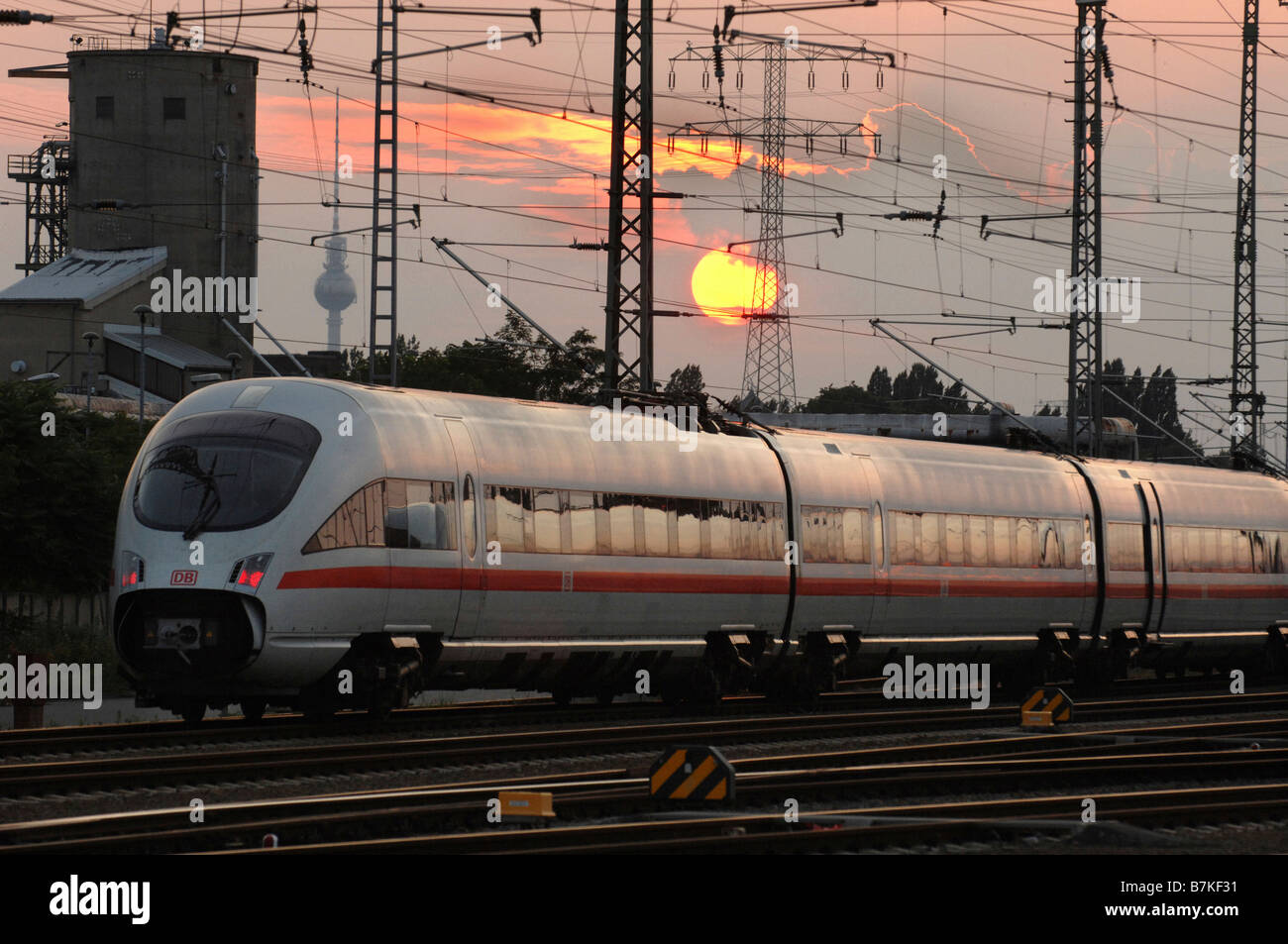 Ice zug -Fotos und -Bildmaterial in hoher Auflösung – Alamy