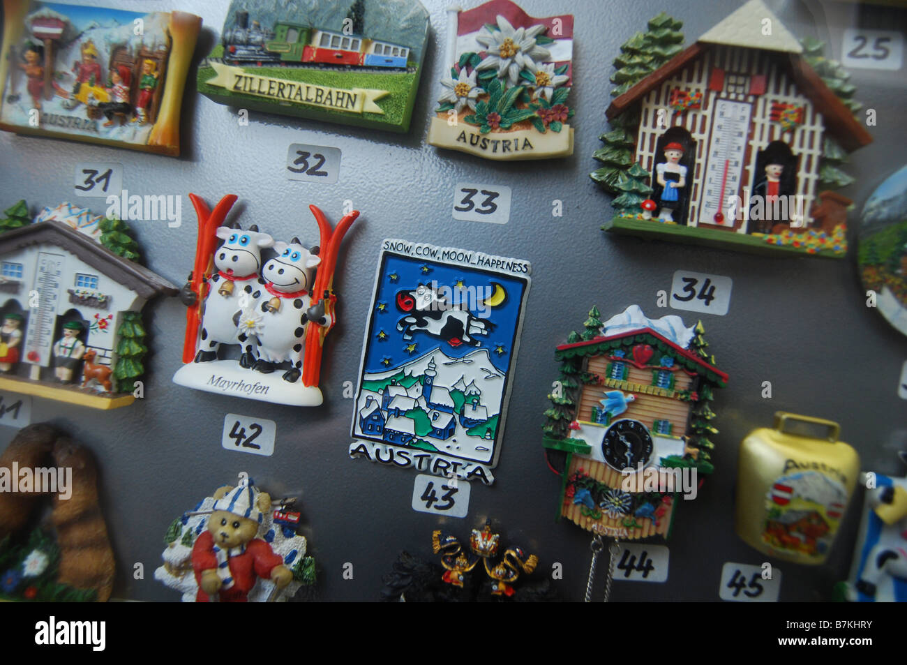 Austrian souvenirs -Fotos und -Bildmaterial in hoher Auflösung – Alamy