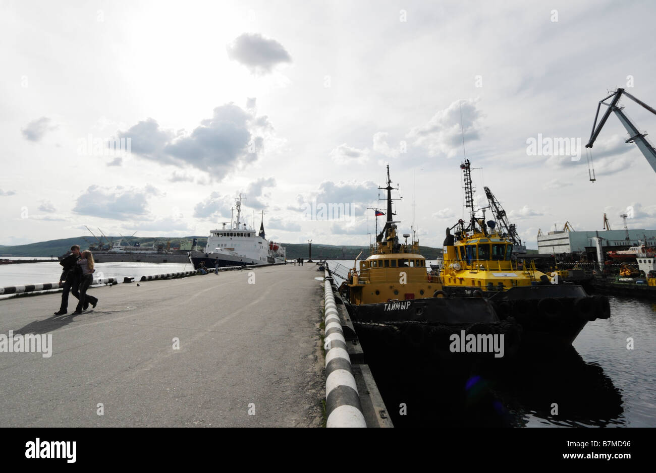 Murmansk hafen -Fotos und -Bildmaterial in hoher Auflösung – Alamy