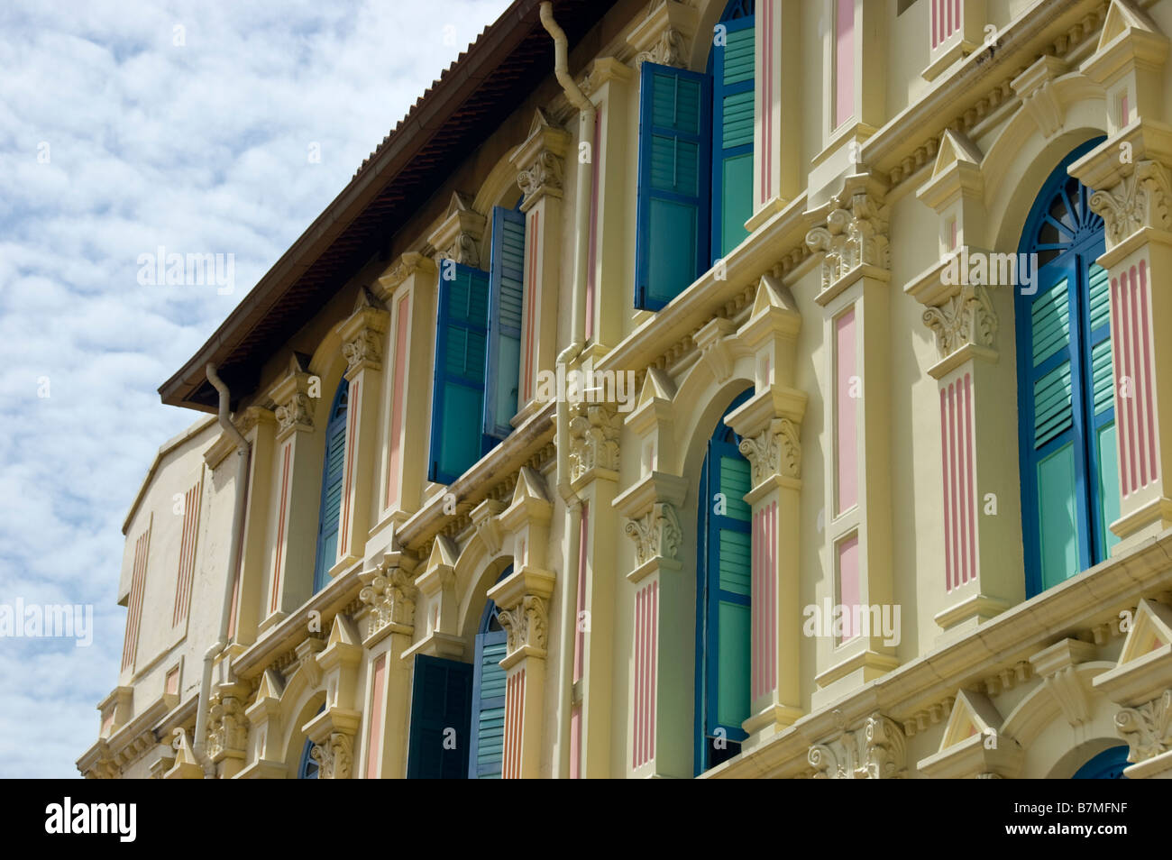 Renoviertes ladenhaus -Fotos und -Bildmaterial in hoher Auflösung – Alamy