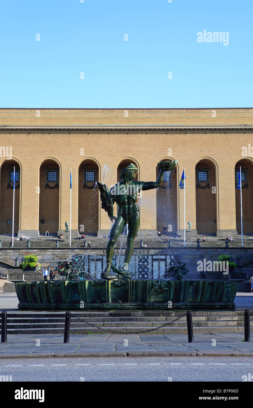 Schweden, Göteborg, Gotaplatsen, Statue von Carl Milles Poseidon vor ...