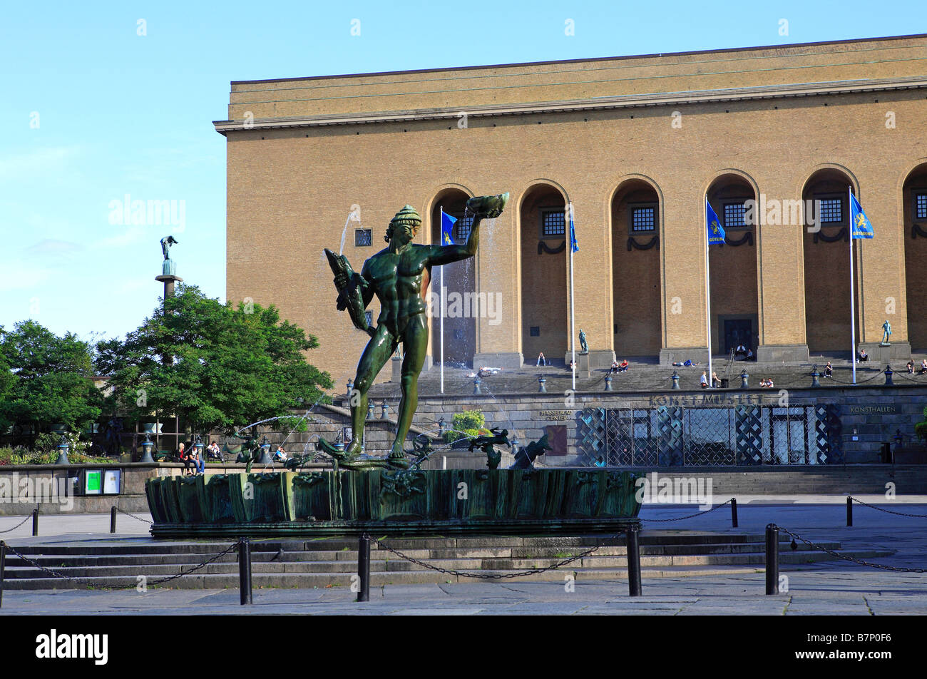 Schweden, Göteborg, Gotaplatsen, Statue von Carl Milles Poseidon vor ...