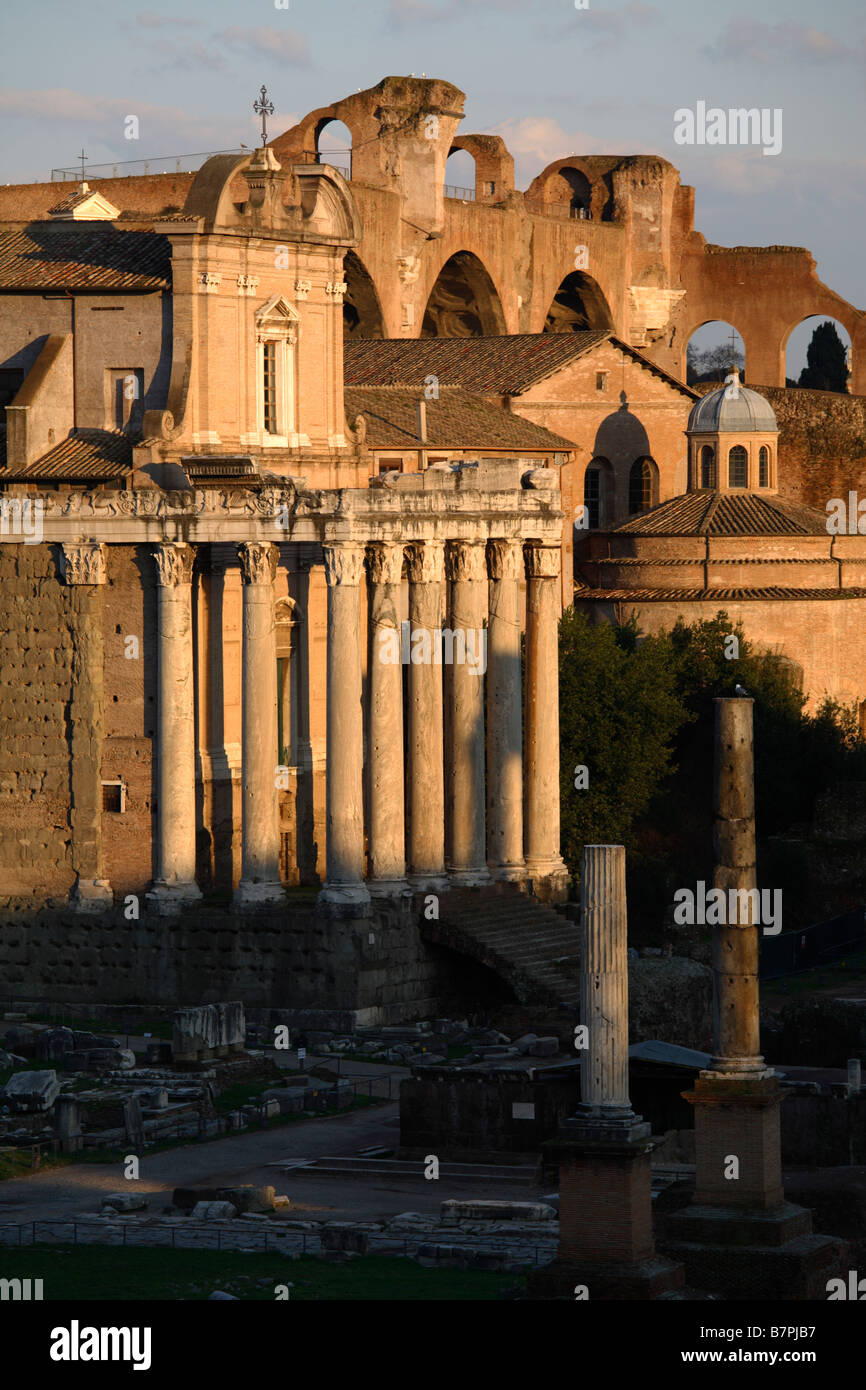 Antoninus et faustina -Fotos und -Bildmaterial in hoher Auflösung – Alamy
