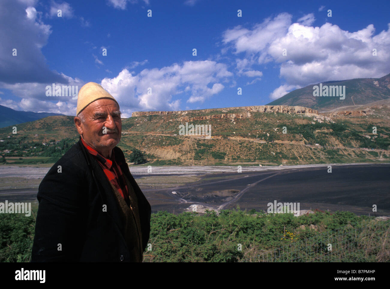 Albanischer hut -Fotos und -Bildmaterial in hoher Auflösung – Alamy