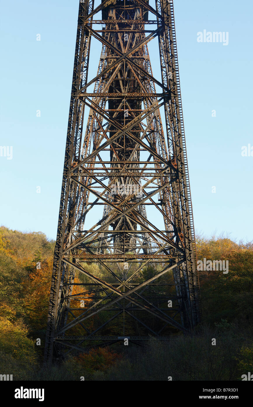 Solingen Müngstener Brücke Über Die Wupper Nach Remscheid Höchste ...