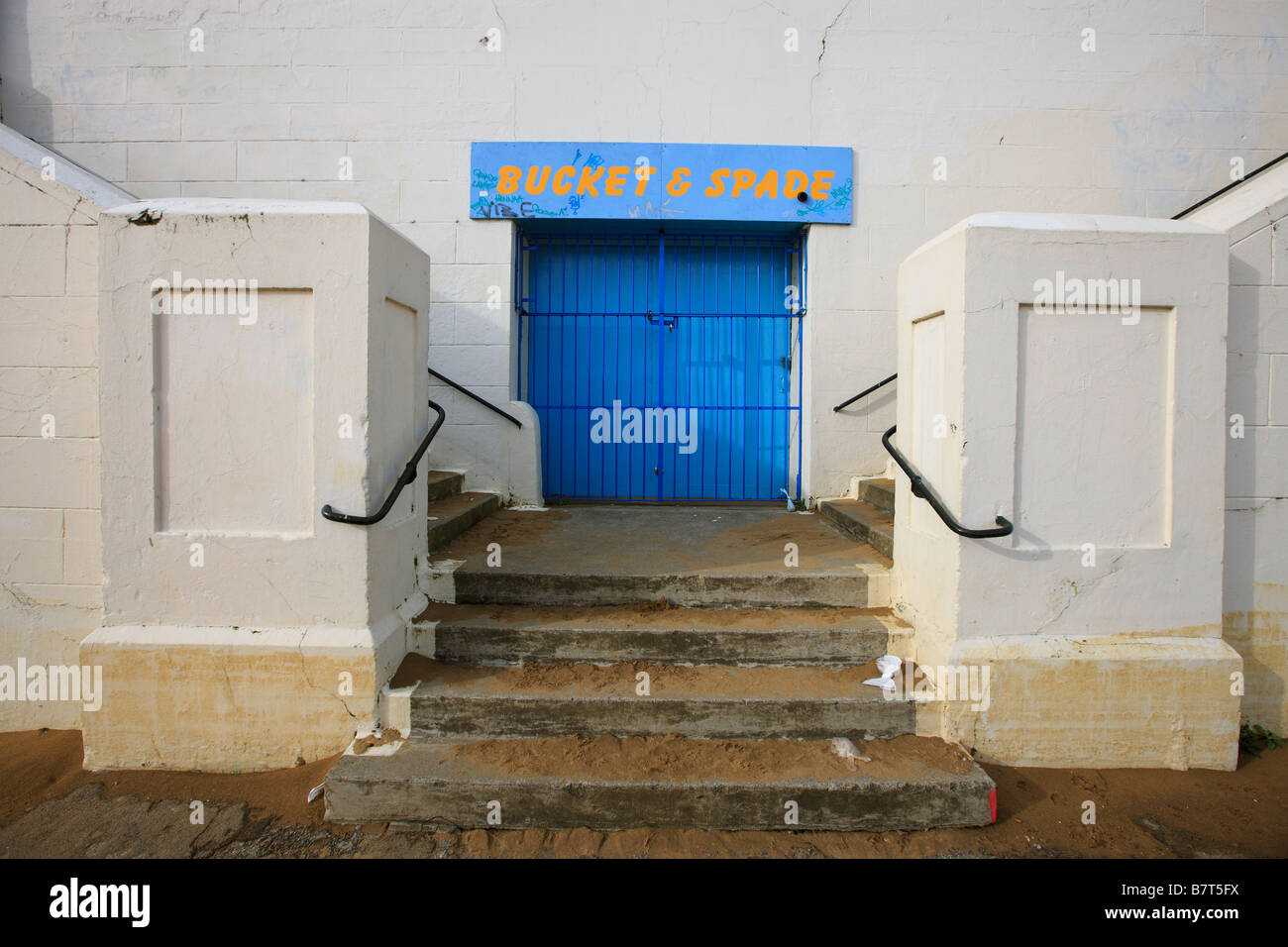 Stall türen -Fotos und -Bildmaterial in hoher Auflösung – Alamy