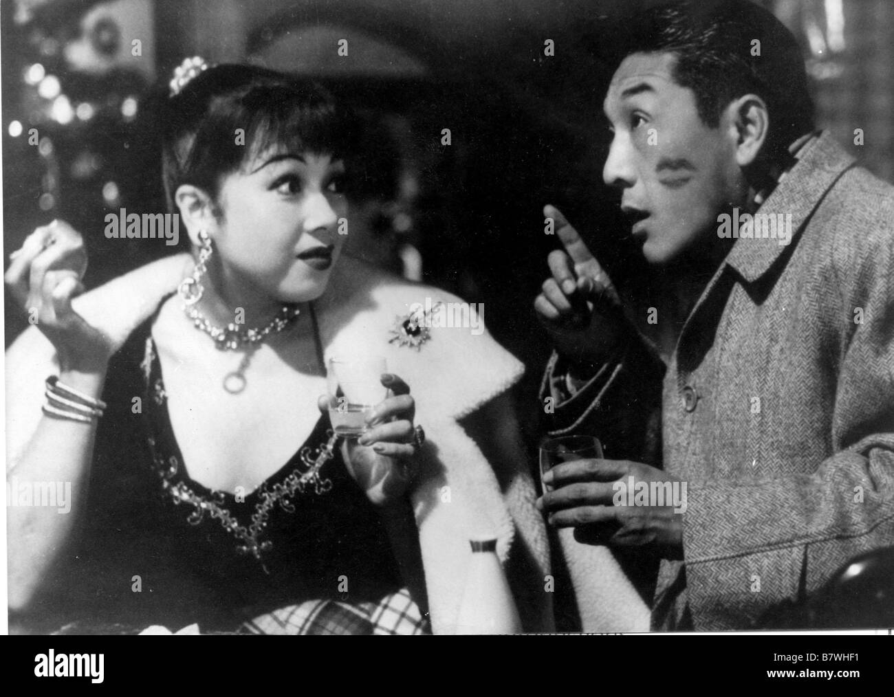 Akasen chitai Straße der Schande Jahr: 1956 - Japan Regie: Kenji Mizoguchi Machiko Kyô ...