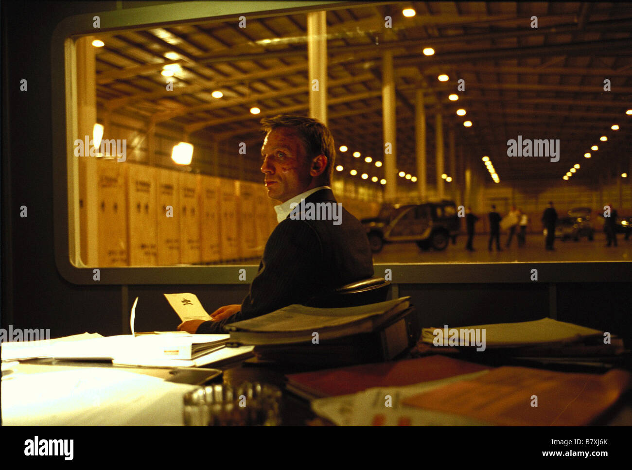 Layer cake daniel craig -Fotos und -Bildmaterial in hoher Auflösung – Alamy