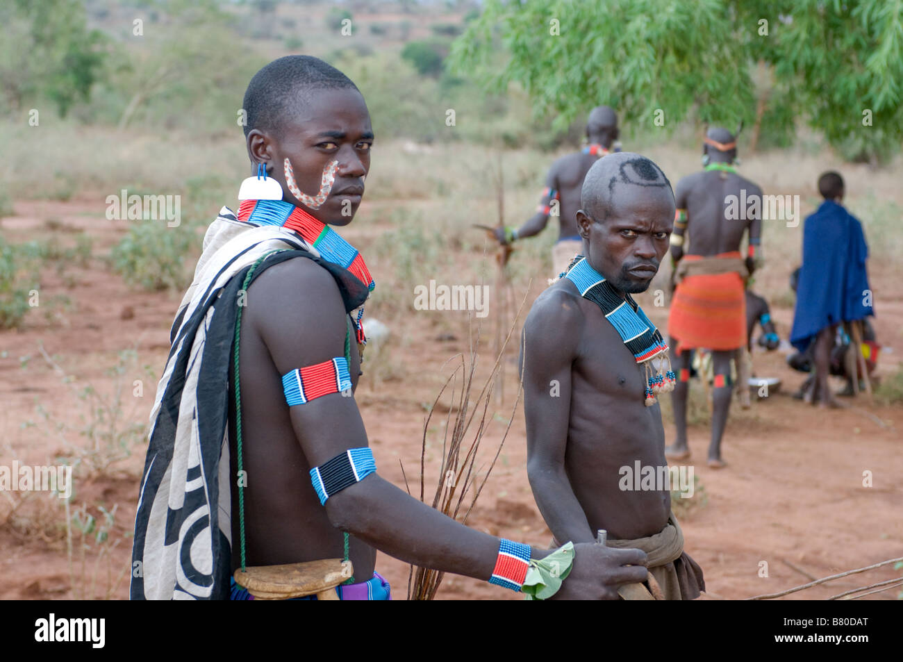 Portraits primitive people ethiopia -Fotos und -Bildmaterial in hoher ...