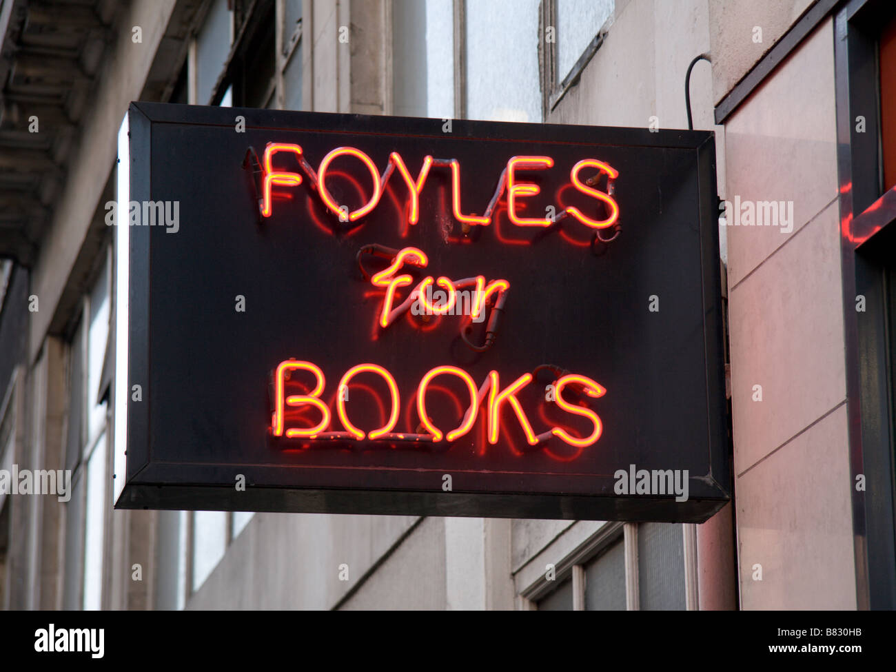Foyles logo -Fotos und -Bildmaterial in hoher Auflösung – Alamy