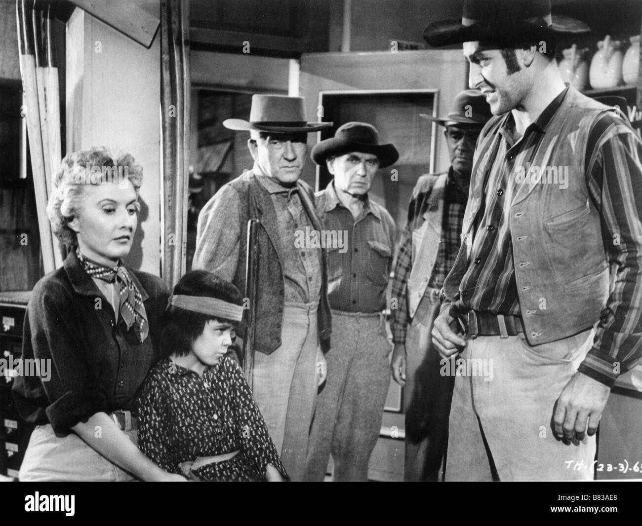 Trooper Hook Trooper Hook (1957) USA Barbara Stanwyck, Terry Lawrence ...