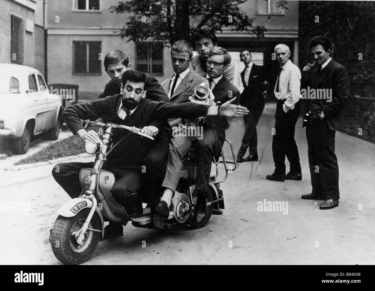 Unschuldige zauberer -Fotos und -Bildmaterial in hoher Auflösung – Alamy