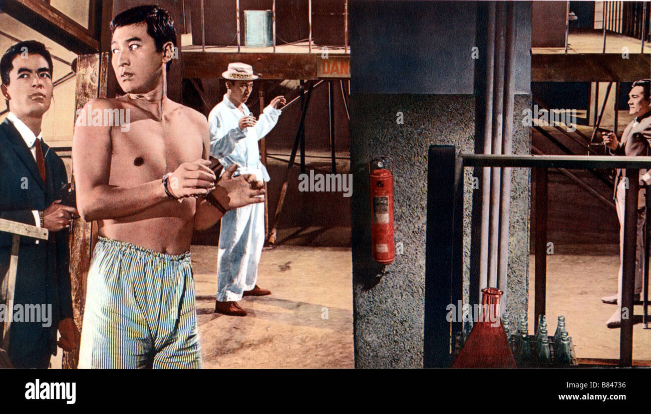 Chasseur d'espions Hyappatsu hyakuchu (1965) Japan Akira Takarada Regie: Jun Fukuda ...