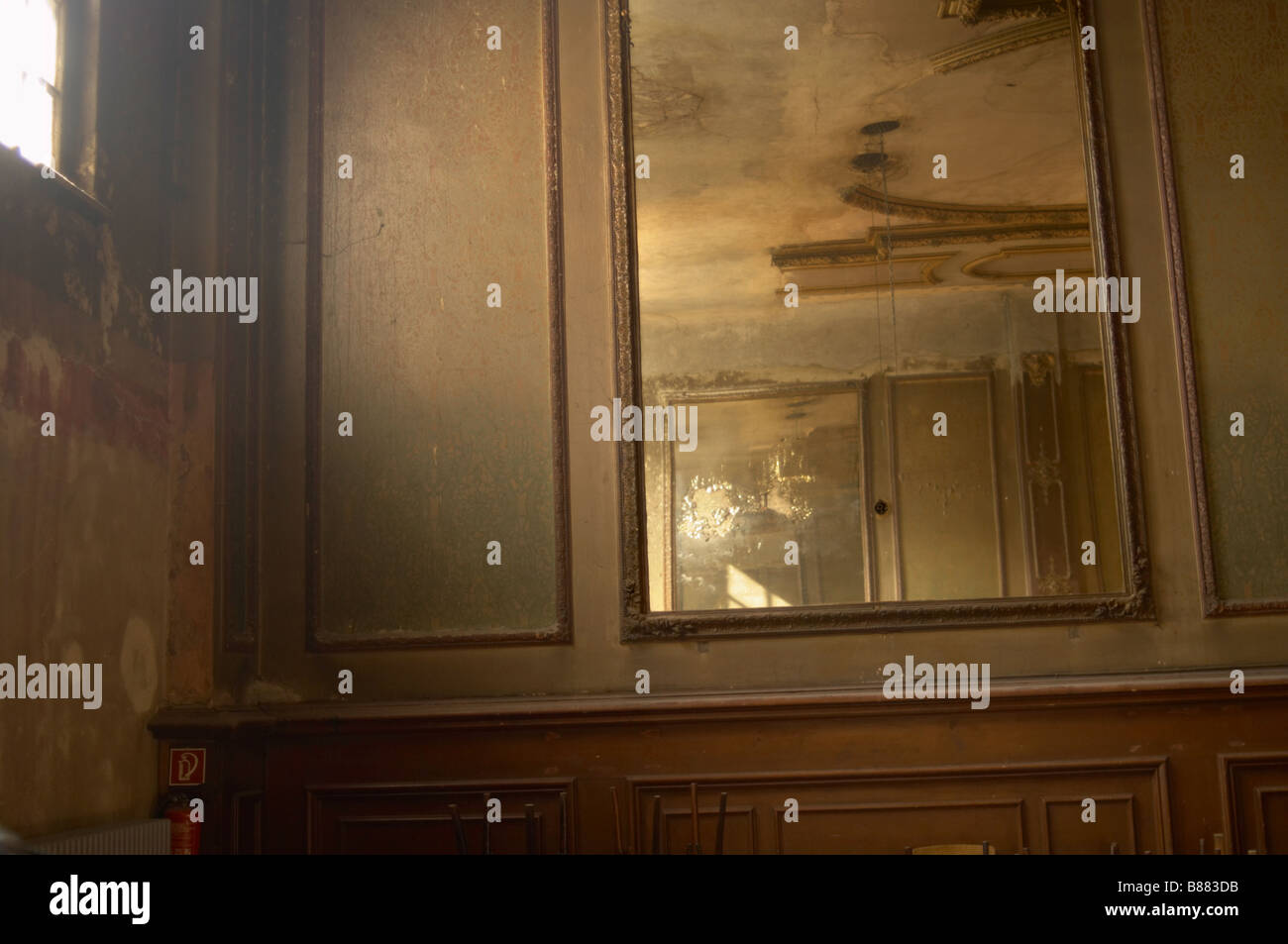 Das Innere eines Ballsaals aus Pre-Krieg Clärchens Ballhaus in Berlin s ...