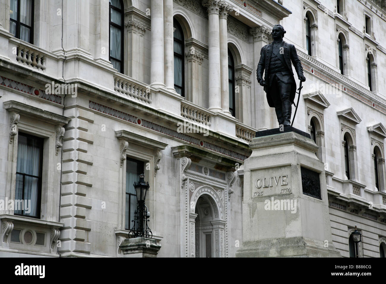 Robert clive statue london -Fotos und -Bildmaterial in hoher Auflösung ...