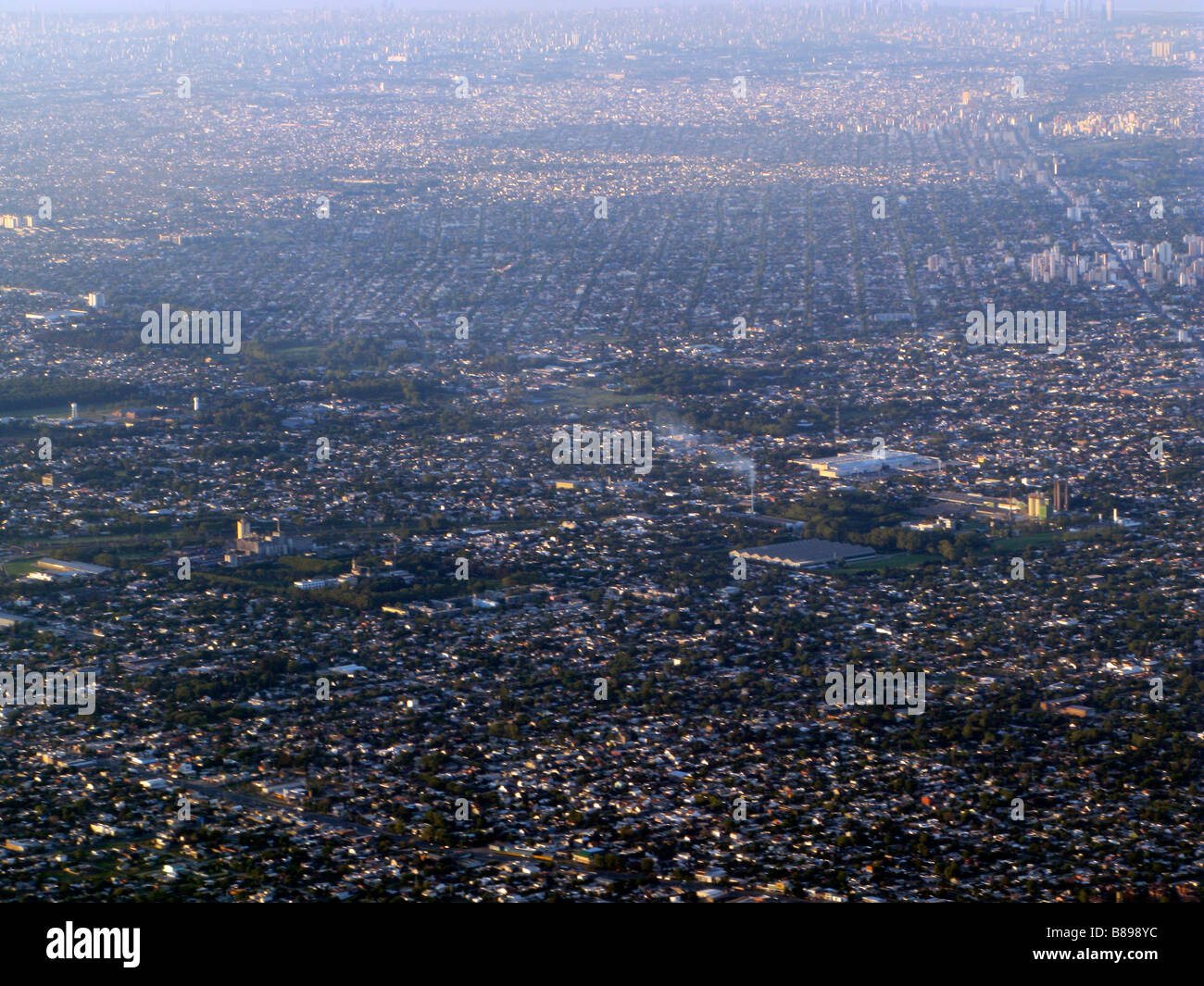 Ausladender bau -Fotos und -Bildmaterial in hoher Auflösung – Alamy