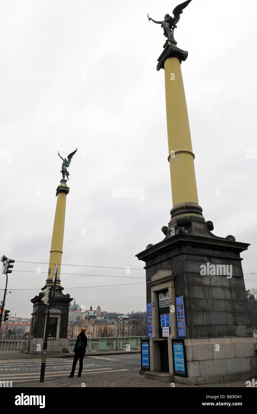 Cechuv most vltava prague -Fotos und -Bildmaterial in hoher Auflösung ...