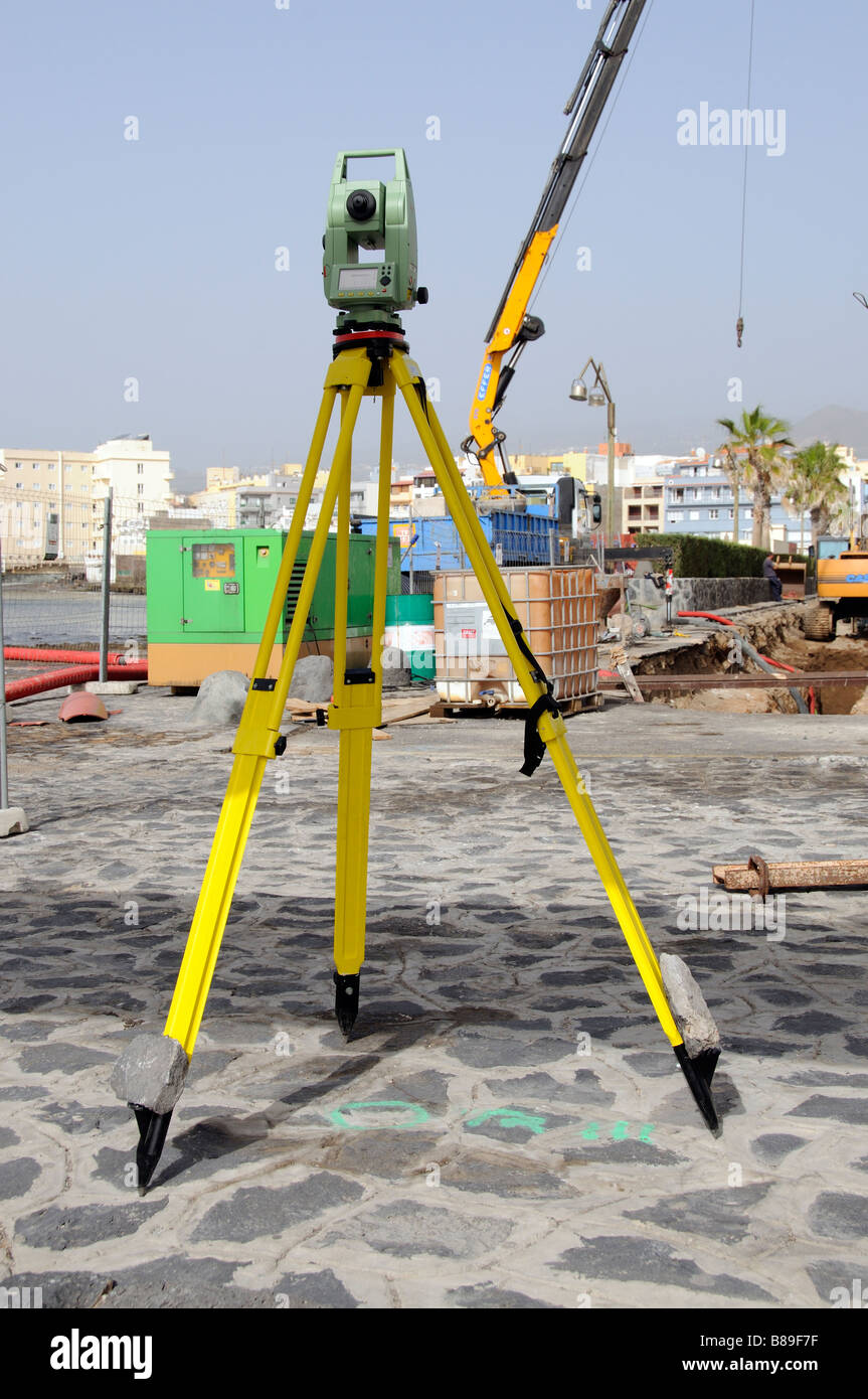 Leica totalstation -Fotos und -Bildmaterial in hoher Auflösung – Alamy