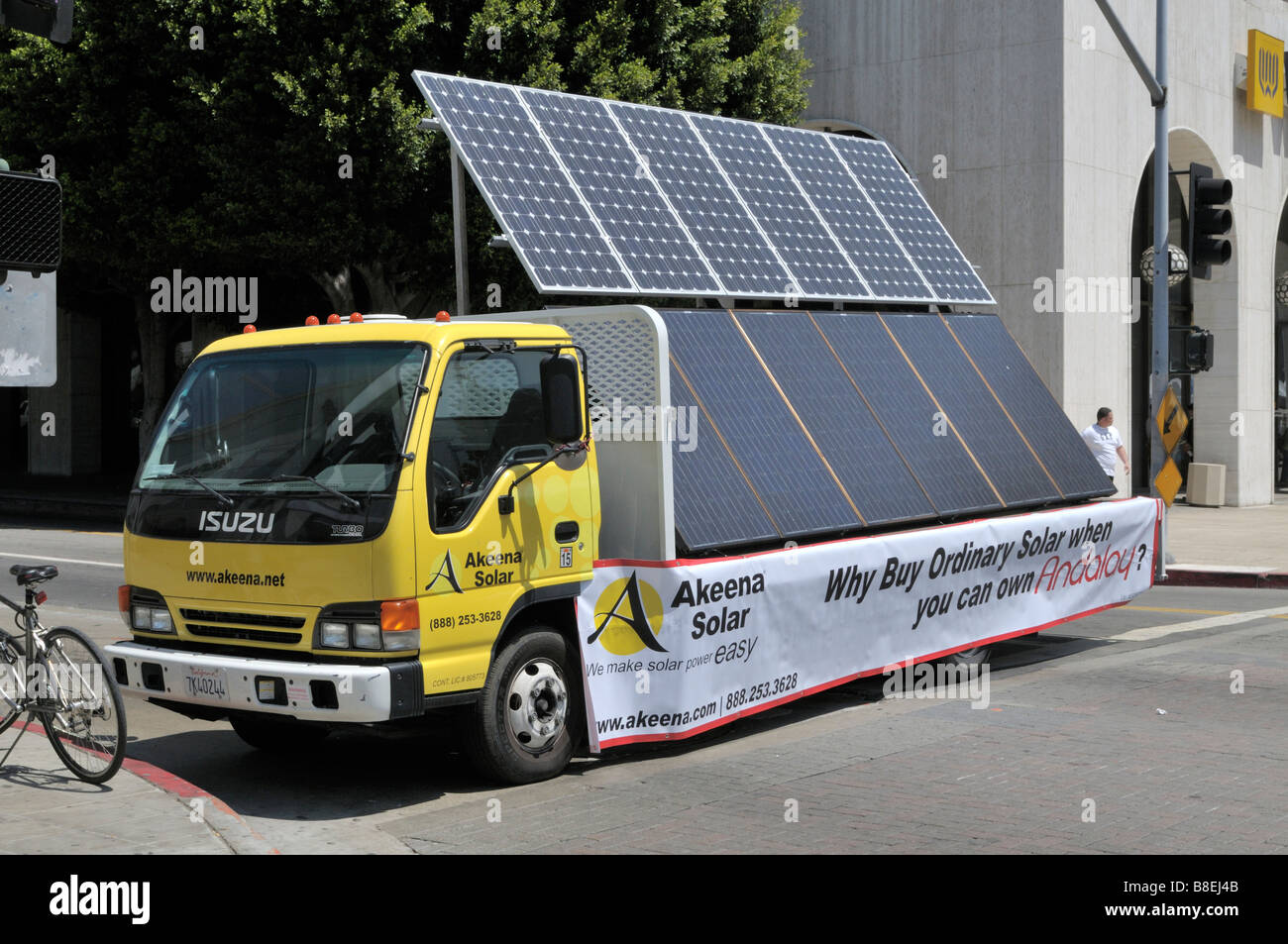 Solar lkw Fotos und Bildmaterial in hoher Auflosung Alamy