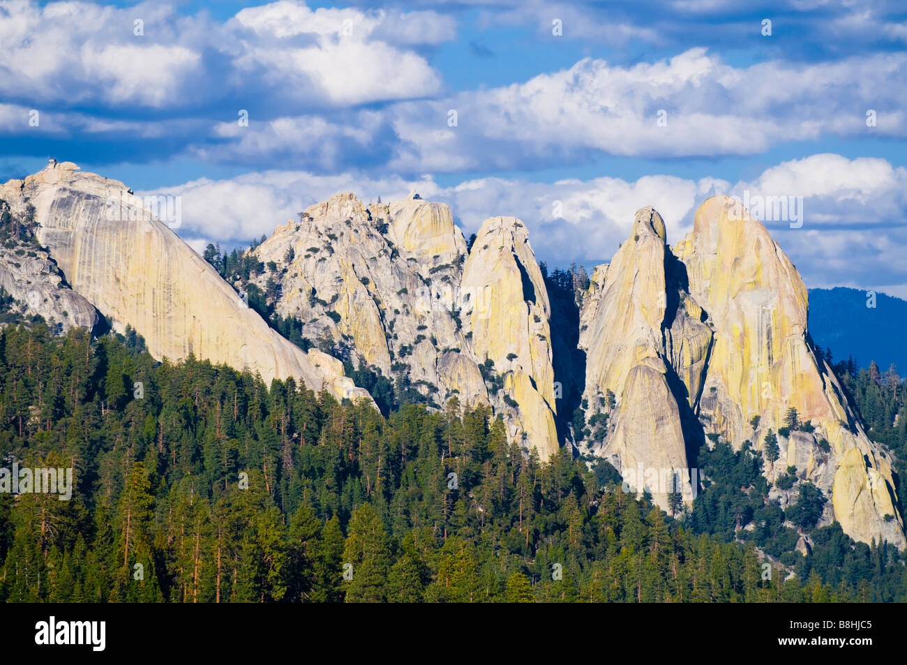 Sierra nevada berge -Fotos und -Bildmaterial in hoher Auflösung – Alamy
