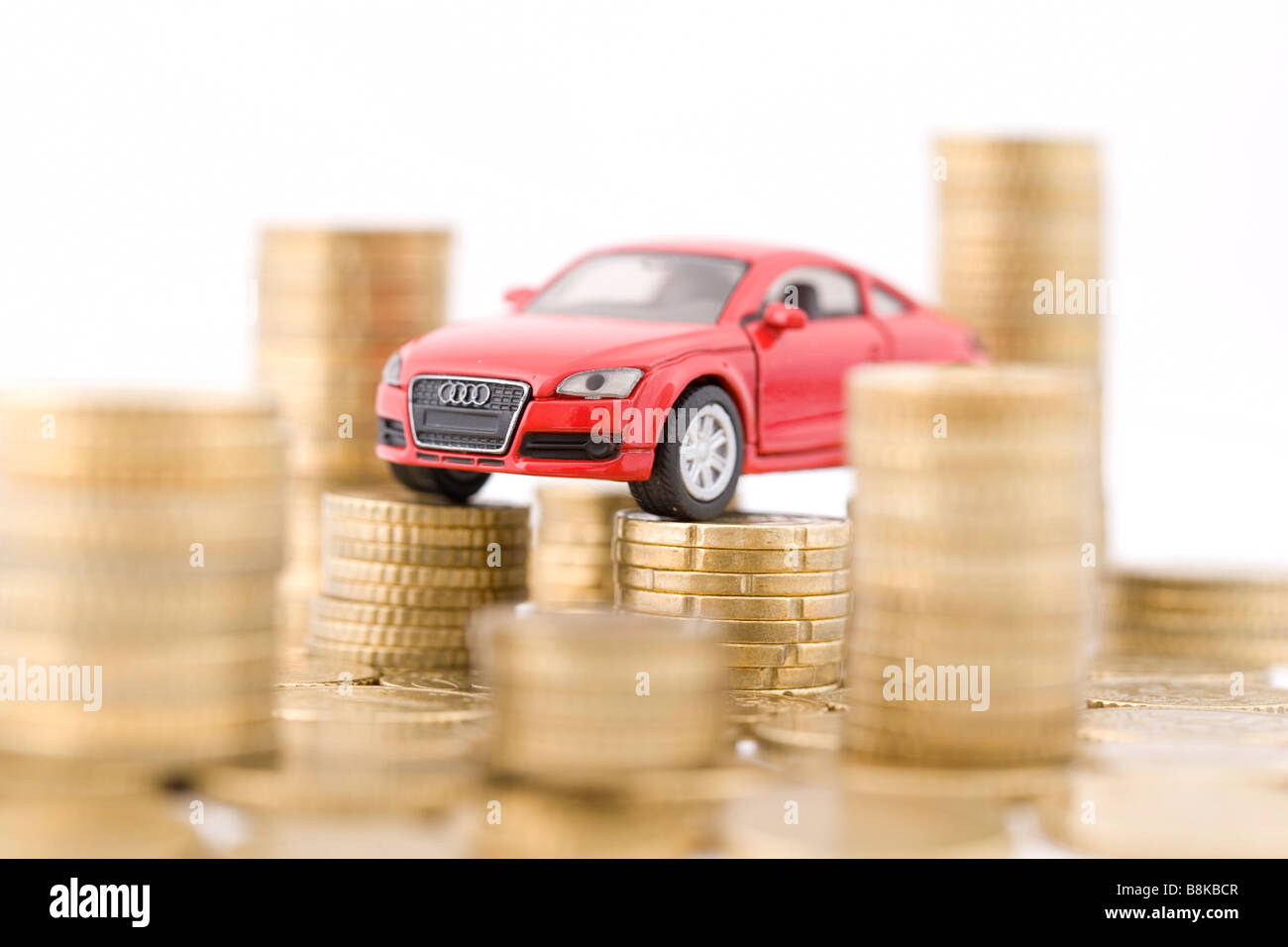 Auto oder geld -Fotos und -Bildmaterial in hoher Auflösung – Alamy