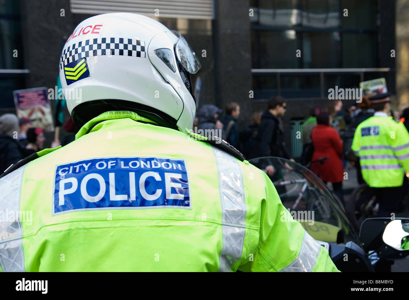 Polizei uniform motorrad -Fotos und -Bildmaterial in hoher Auflösung ...