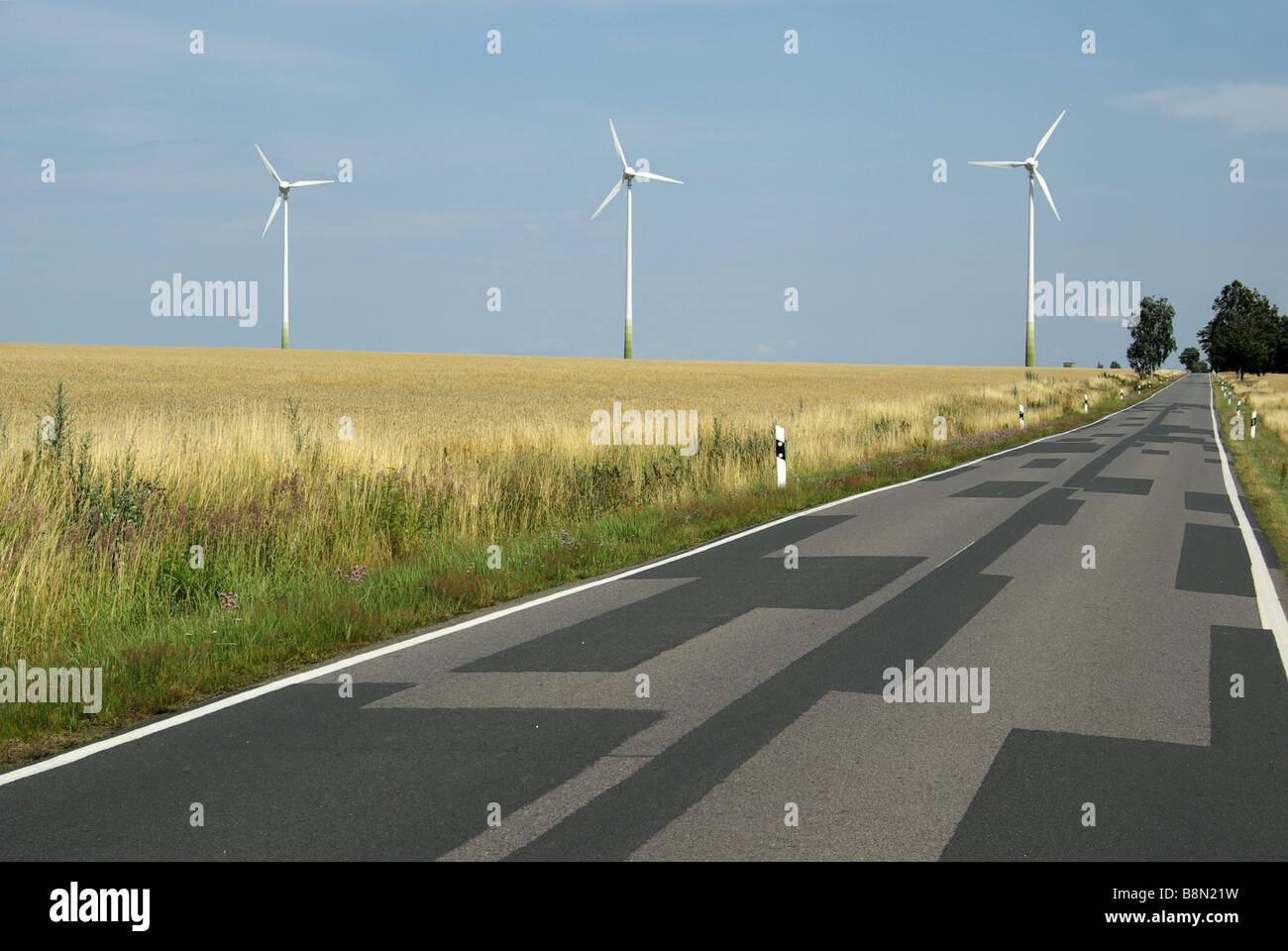 Windrad turm -Fotos und -Bildmaterial in hoher Auflösung – Alamy