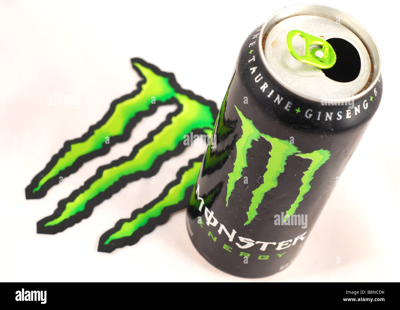 Eine Dose Monster Energy-drink Stockfotografie - Alamy