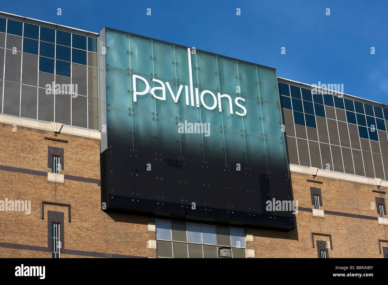 Pavilions shopping centre birmingham -Fotos und -Bildmaterial in hoher ...