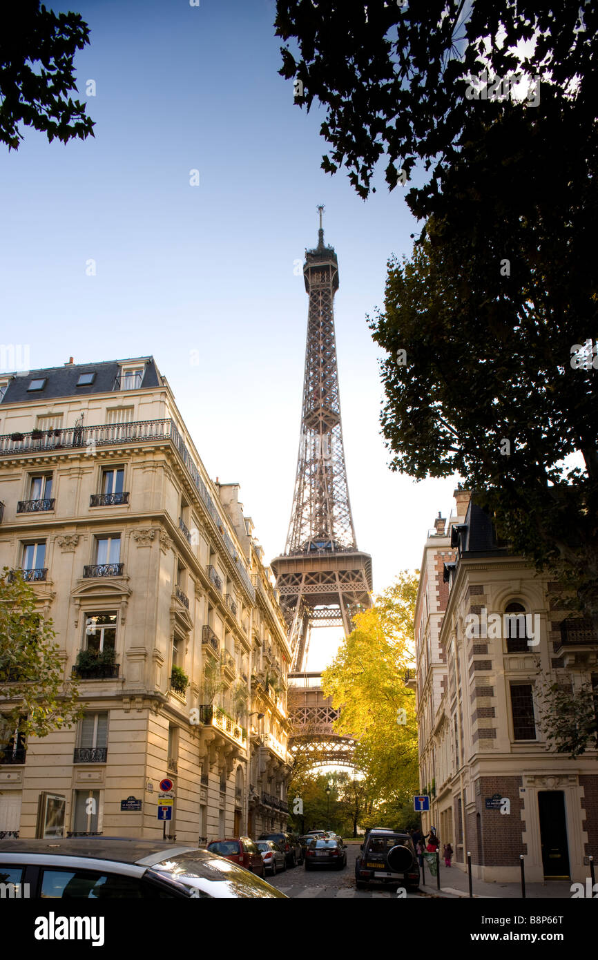 Eiffel tower paris -Fotos und -Bildmaterial in hoher Auflösung – Alamy