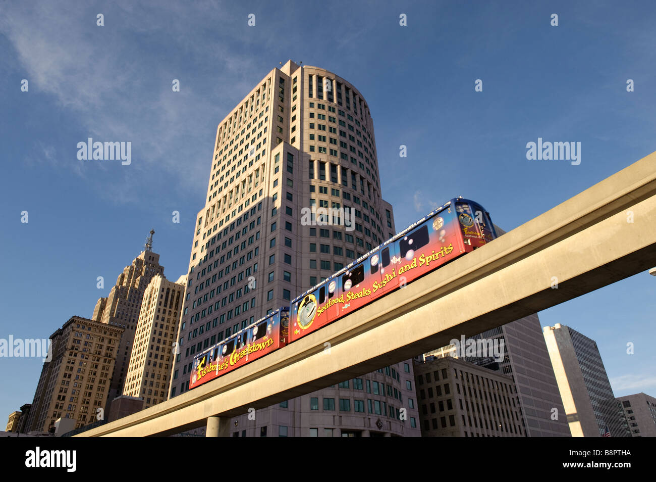 Detroit people mover train -Fotos und -Bildmaterial in hoher Auflösung ...