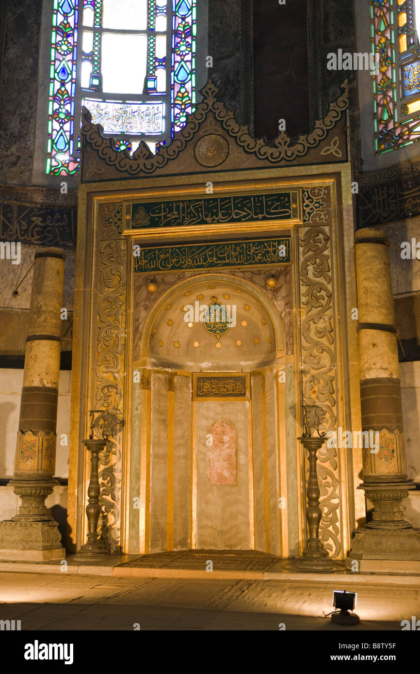 Metropole mihrab -Fotos und -Bildmaterial in hoher Auflösung – Alamy