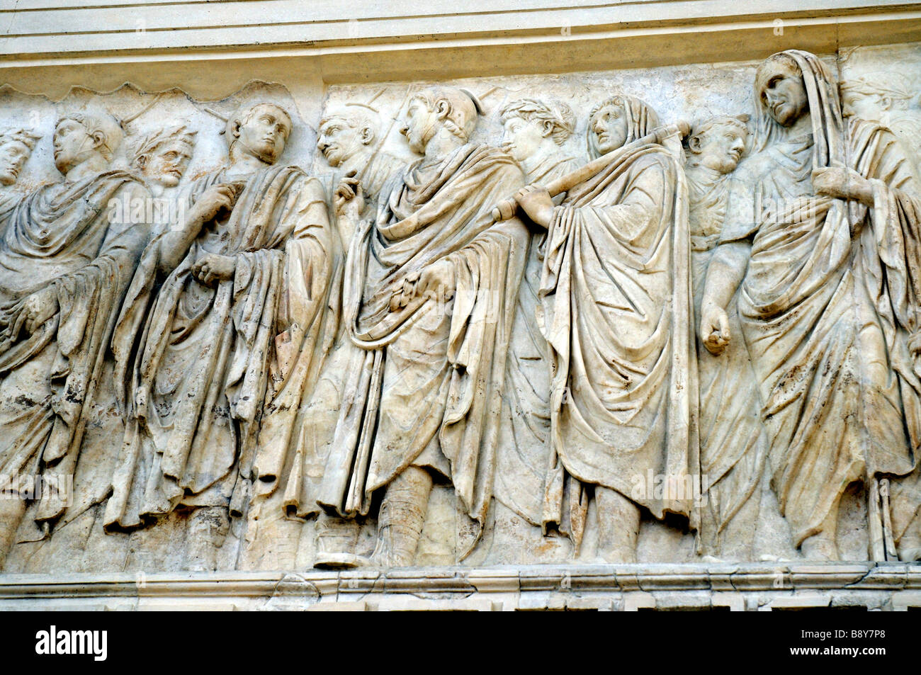 Der triumph augustus caesar -Fotos und -Bildmaterial in hoher Auflösung ...