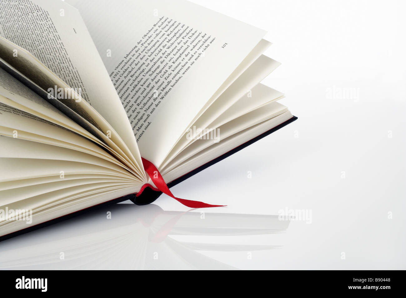 Bunte Blaetter Stockfotos und -bilder Kaufen - Alamy