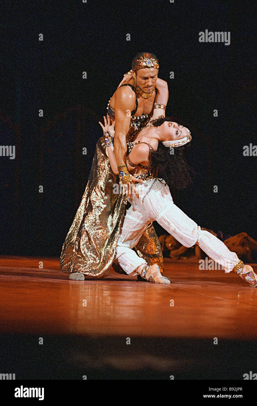 Gaia Siraccamore und Mario Marozzi Mitglieder des Rom Theater ...