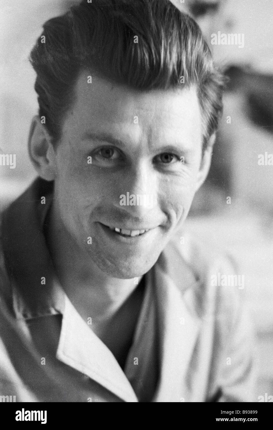 Oberleutnant Vitalij Bubenin Held der Sowjetunion im Krankenhaus, die ...